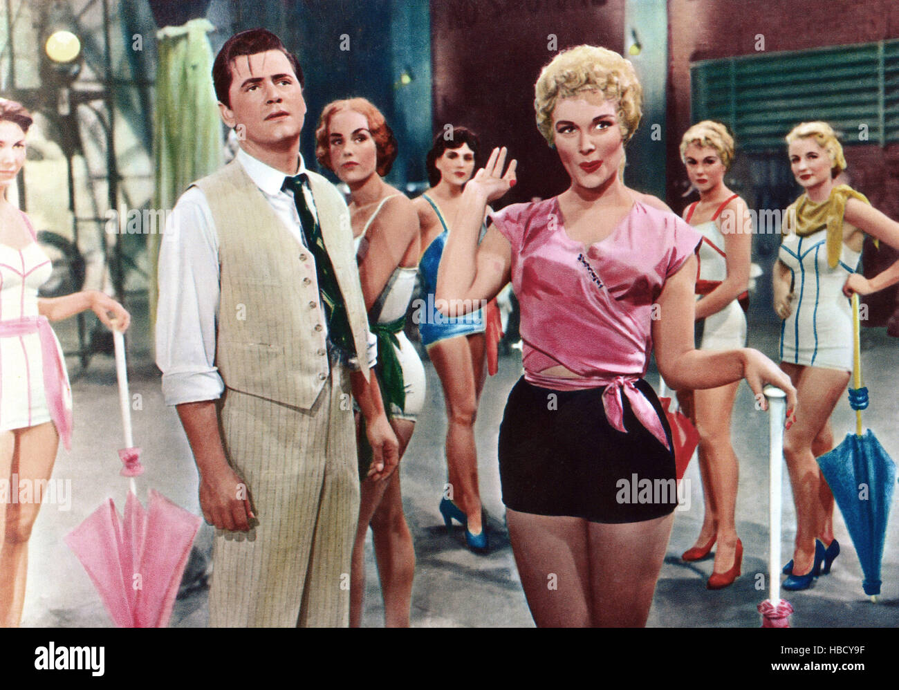 THE BEST THINGS IN LIFE ARE FREE, front from left: Gordon MacRae ...