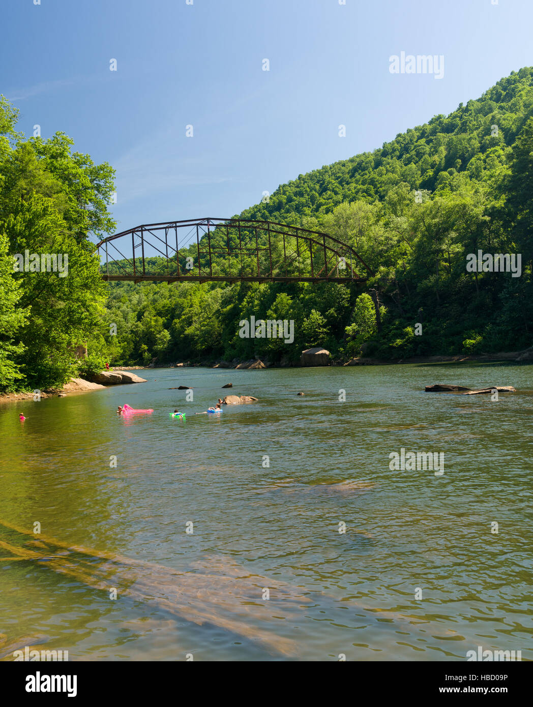 Pennsylvania through truss bridge hi-res stock photography and images ...