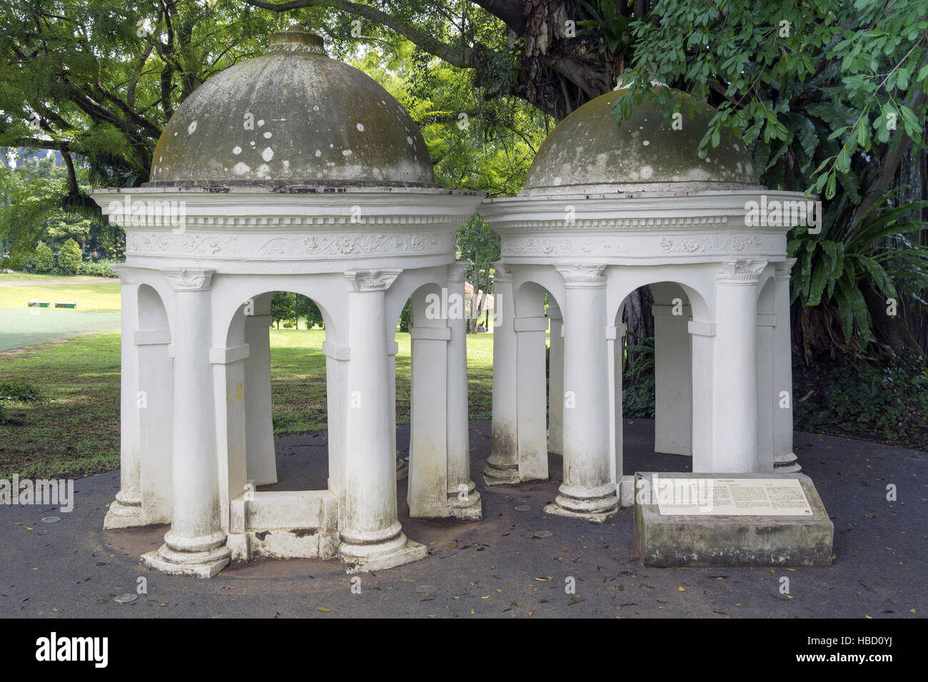 Cupolas hi-res stock photography and images - Alamy