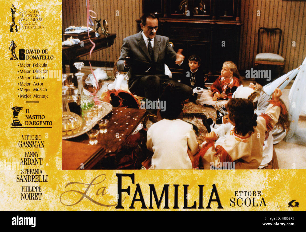 THE FAMILY, (aka LA FAMIGLIA, aka LA FAMILIA), Vittorio Gassman (center ...