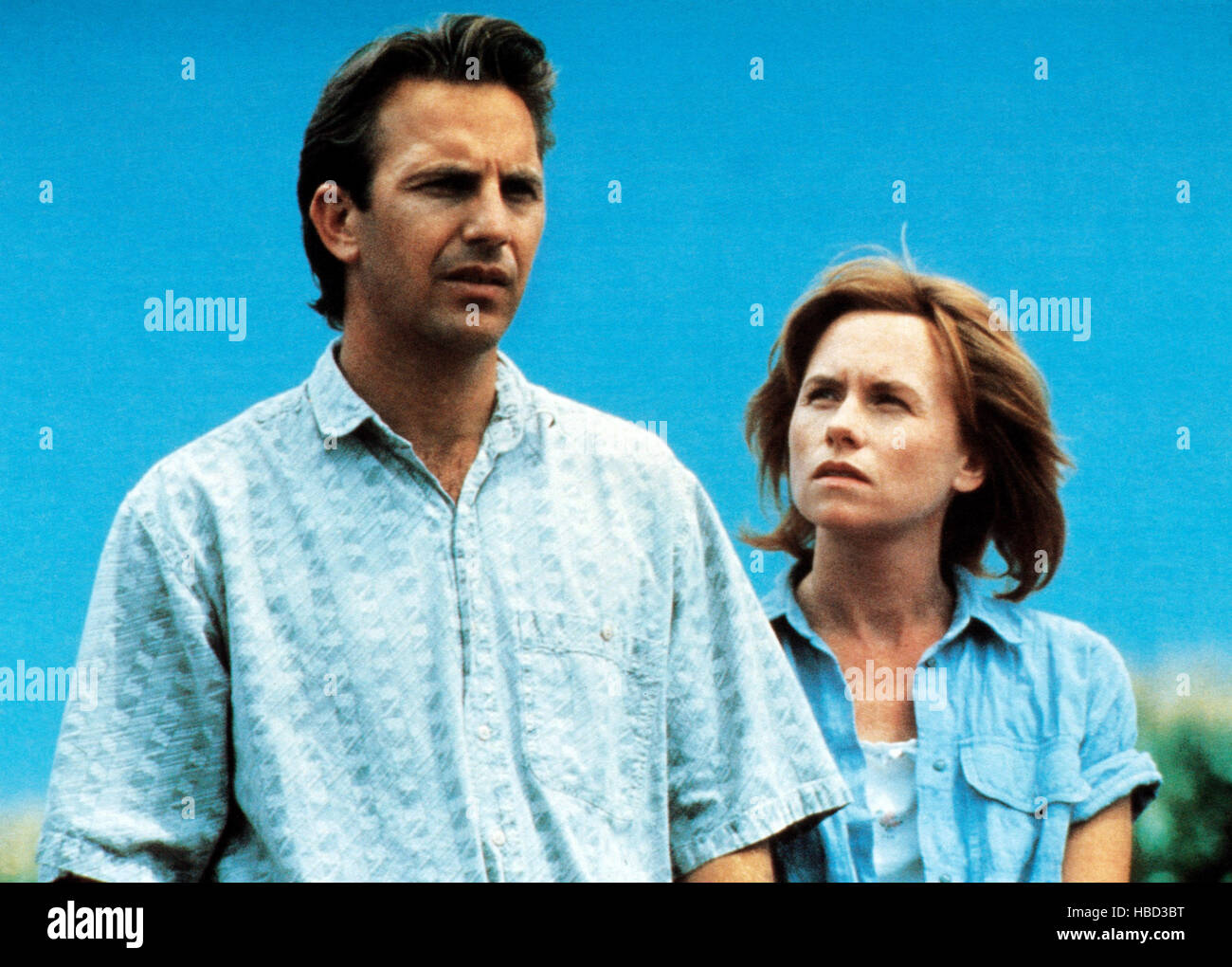 FIELD OF DREAMS, from left: Kevin Costner, Amy Madigan, 1989 ...