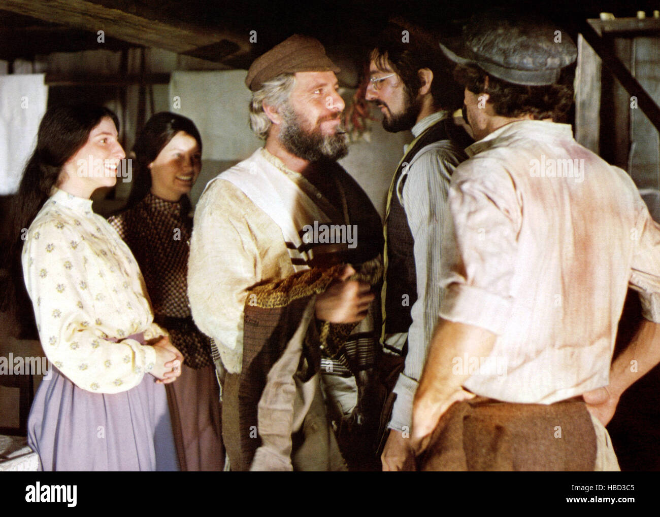 FIDDLER ON THE ROOF, from left: Rosalind Harris, Michele Marsh, Topol ...