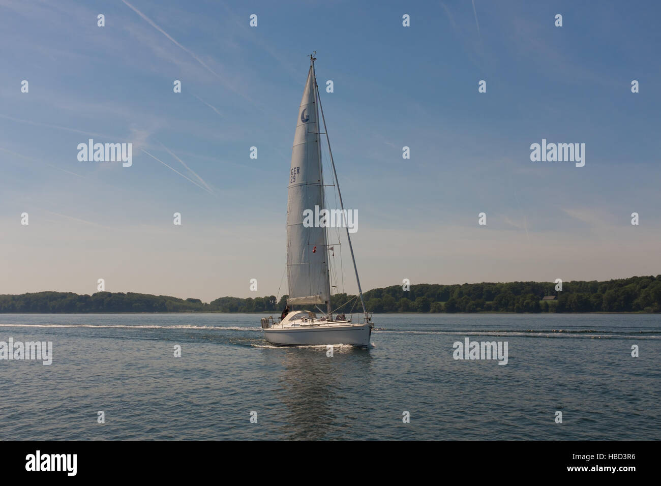Segelboot yacht segel takelage sport hi-res stock photography and ...