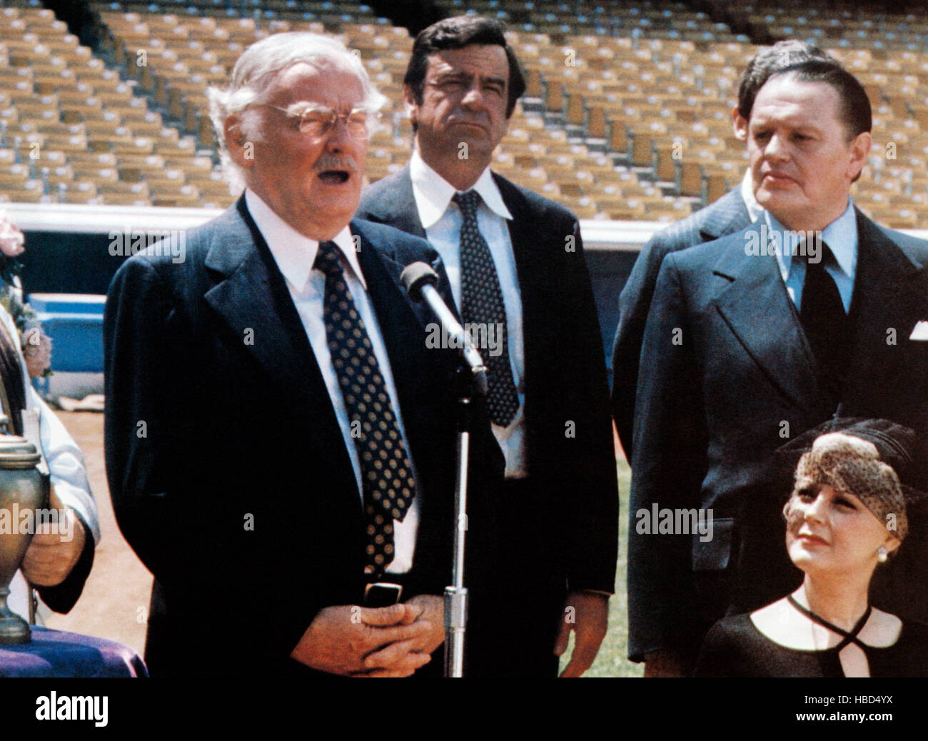 HOUSE CALLS, Art Carney (left), Walter Matthau (back), 1978 Stock Photo ...