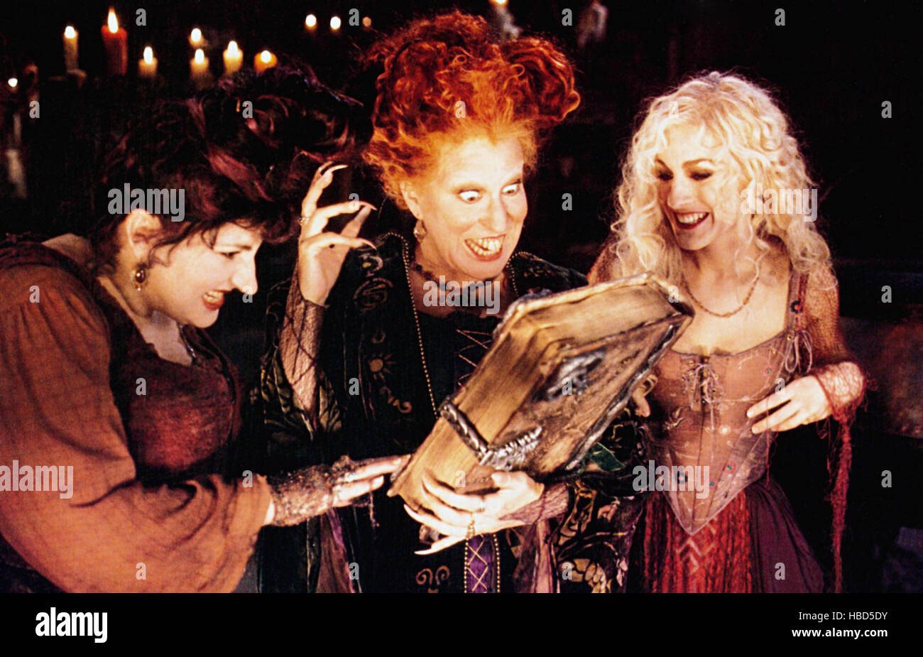 HOCUS POCUS, from left: Kathy Najimy, Bette Midler, Sarah Jessica ...