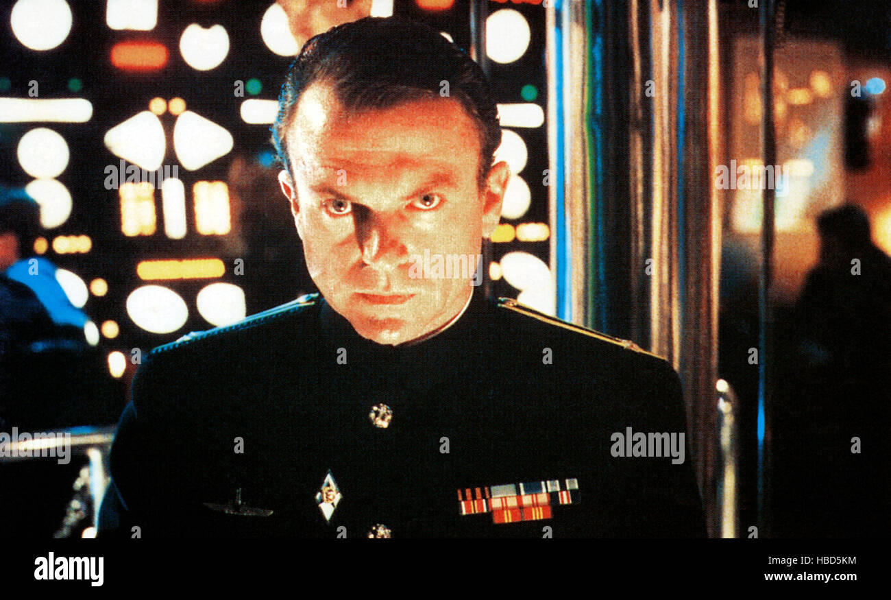 THE HUNT FOR RED OCTOBER, Sam Neill, 1990. ©Paramount Pictures/courtesy ...
