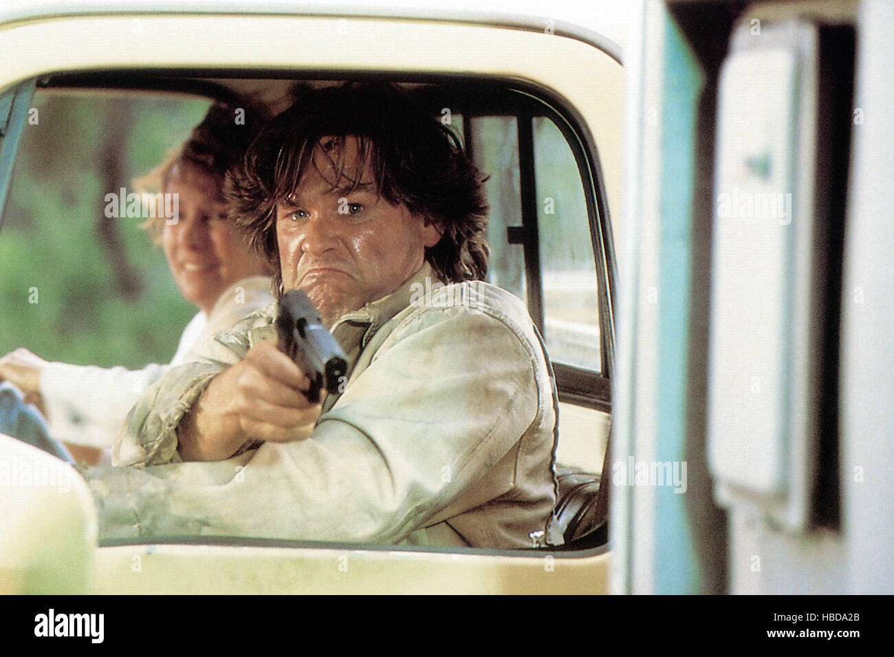 BREAKDOWN, Kurt Russell (gun), Kathleen Quinlan, 1997, © Paramount ...