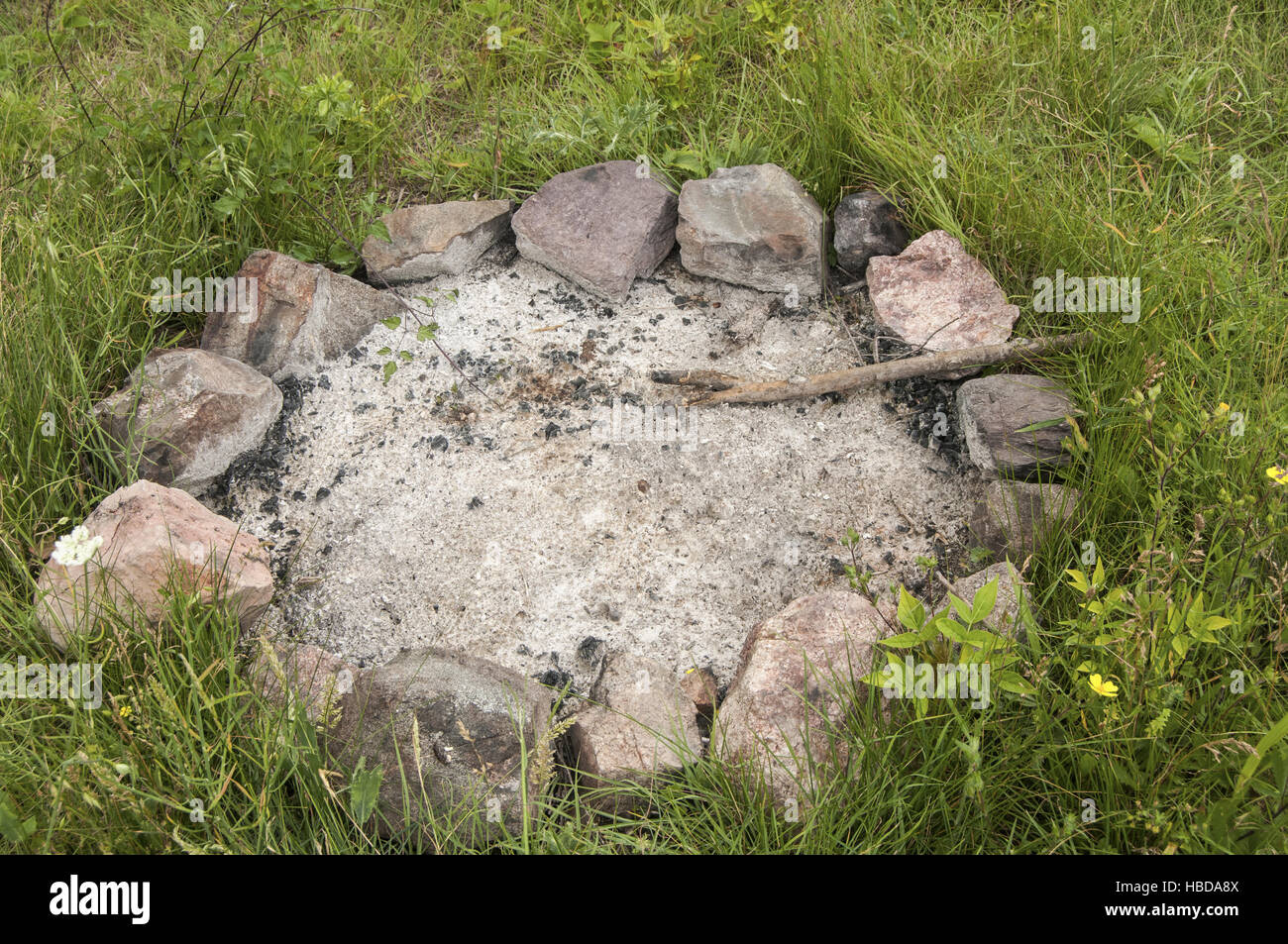Unlit camp fireplace Stock Photo - Alamy