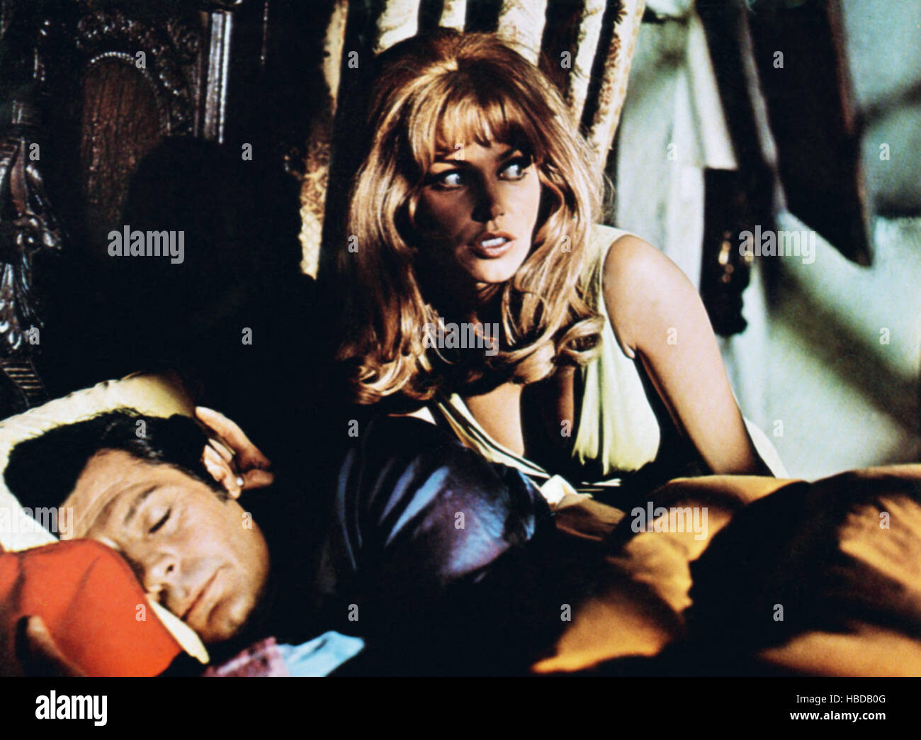 DIAMONDS FOR BREAKFAST, Marcello Mastroianni (front), Elaine Taylor ...
