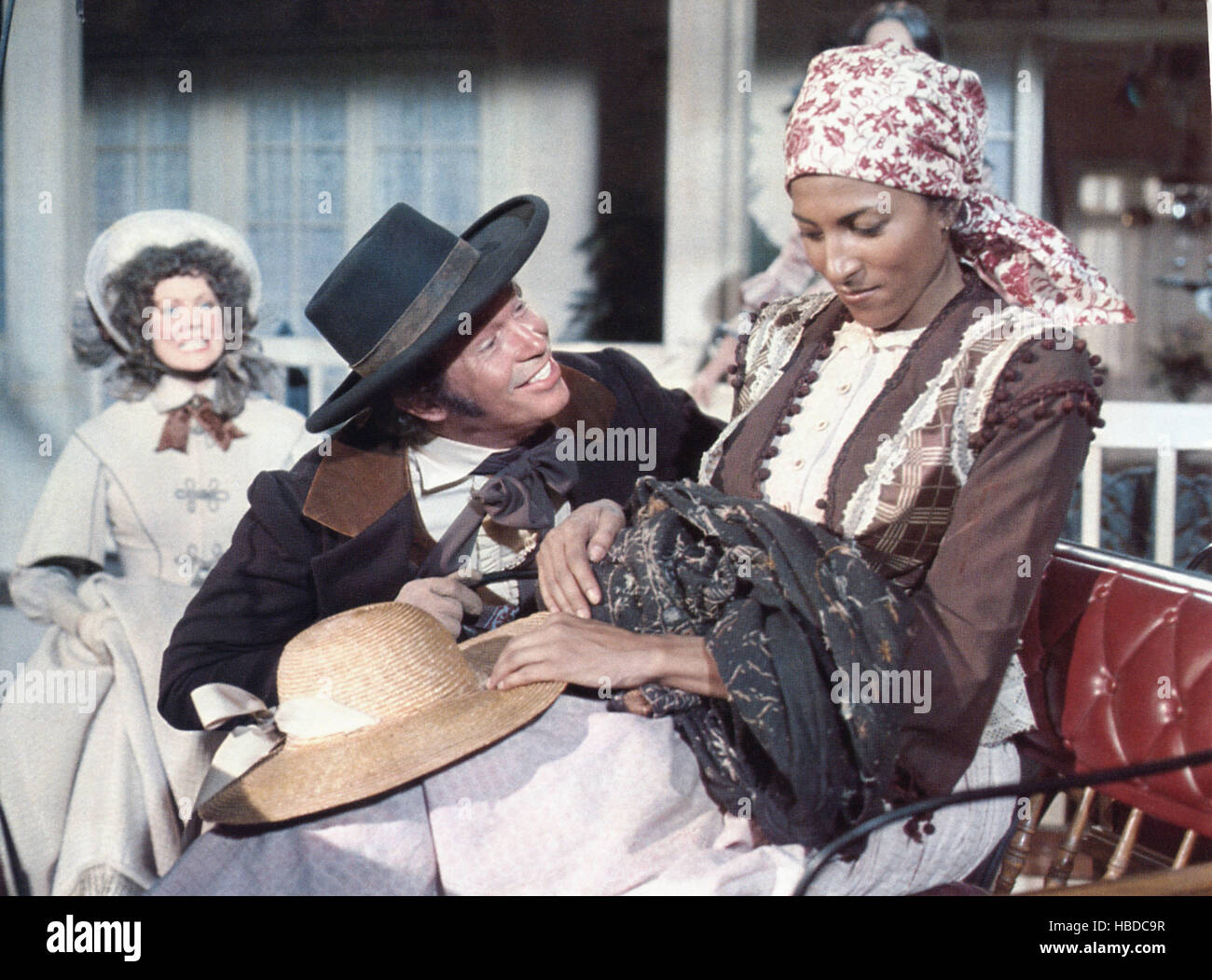 DRUM, Fiona Lewis (rear), Warren Oates, Pam Grier, 1976 Stock Photo - Alamy