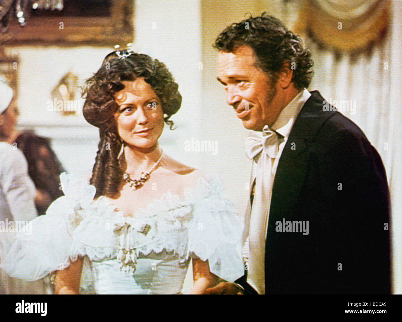 DRUM, from left: Fiona Lewis, Warren Oates, 1976 Stock Photo - Alamy