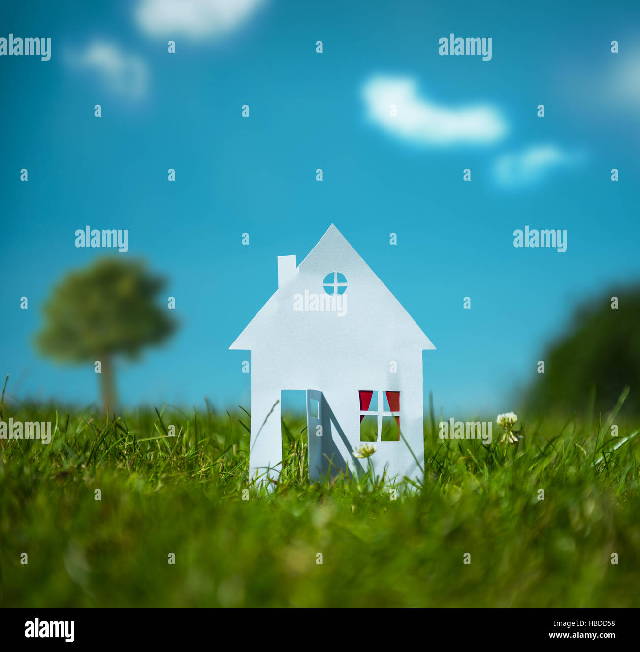 House paper hi-res stock photography and images - Alamy