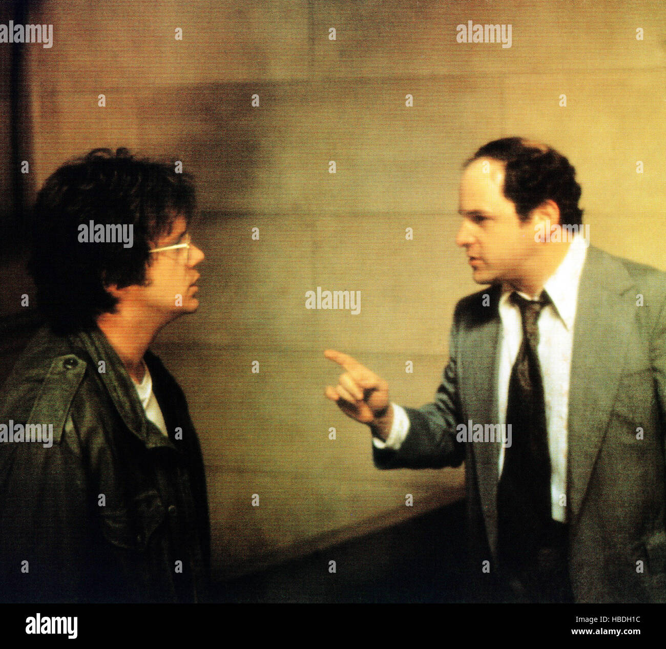 JACOB'S LADDER, form left: Tim Robbins, Jason Alexander, 1990 ...