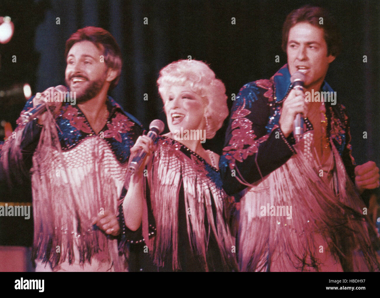 Bette midler jinxed 1982 hi-res stock photography and images - Alamy