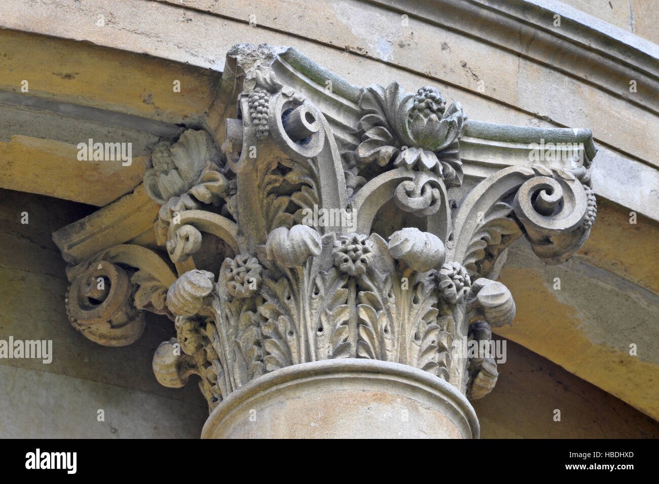 Grey column hi-res stock photography and images - Alamy