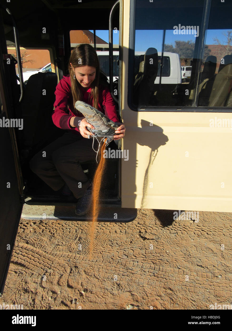 Girl pouring sand hi-res stock photography and images - Alamy