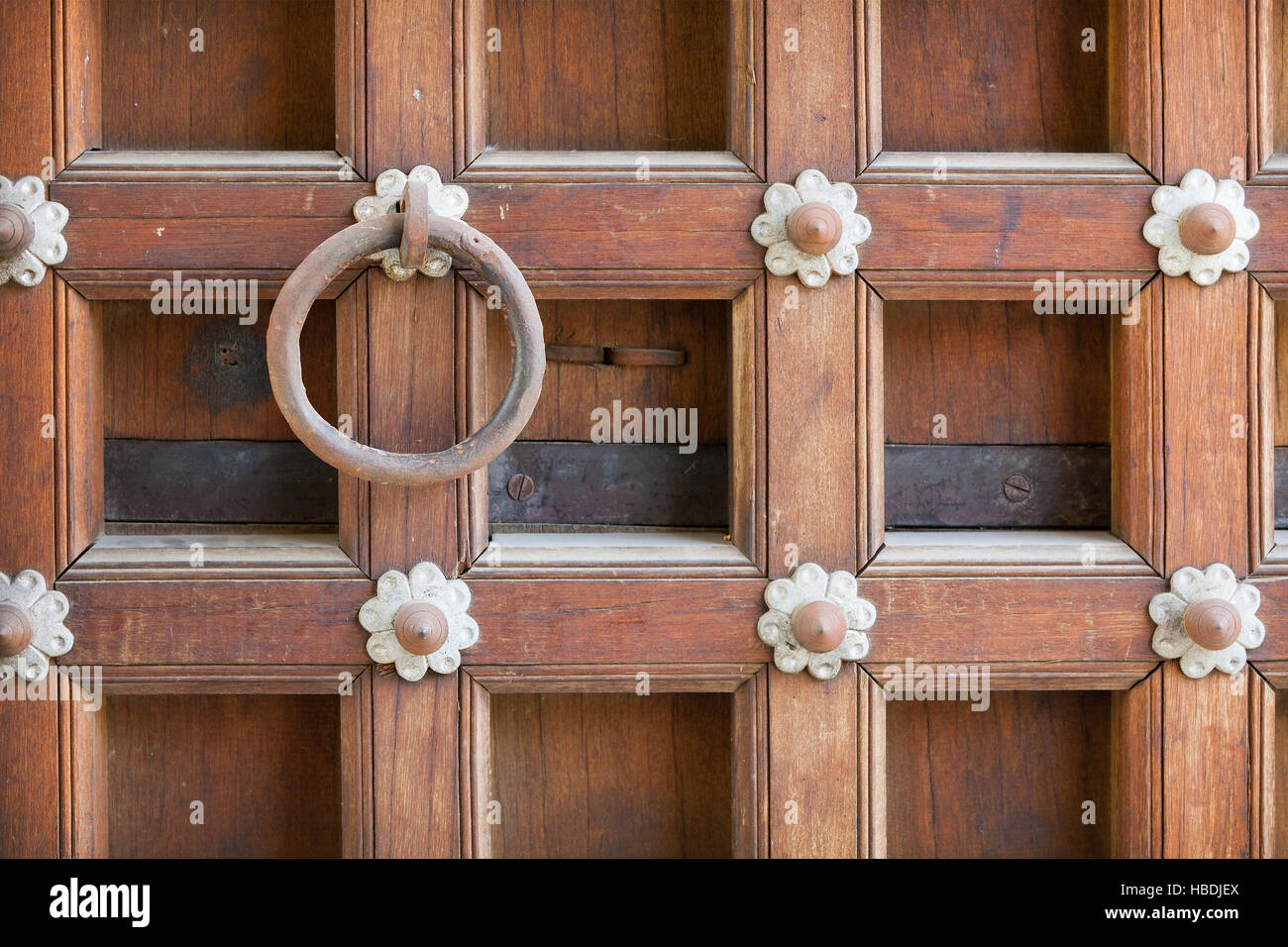 Ring gate hi-res stock photography and images - Alamy