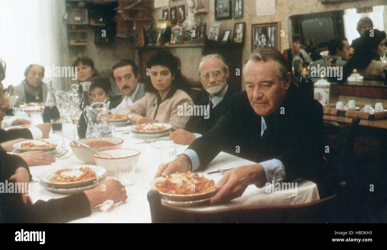 MACARONI, Jack Lemmon (front), 1985, © Paramount/courtesy Everett ...