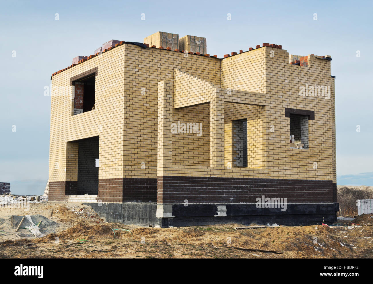 Brick wall under construction hi-res stock photography and images - Alamy