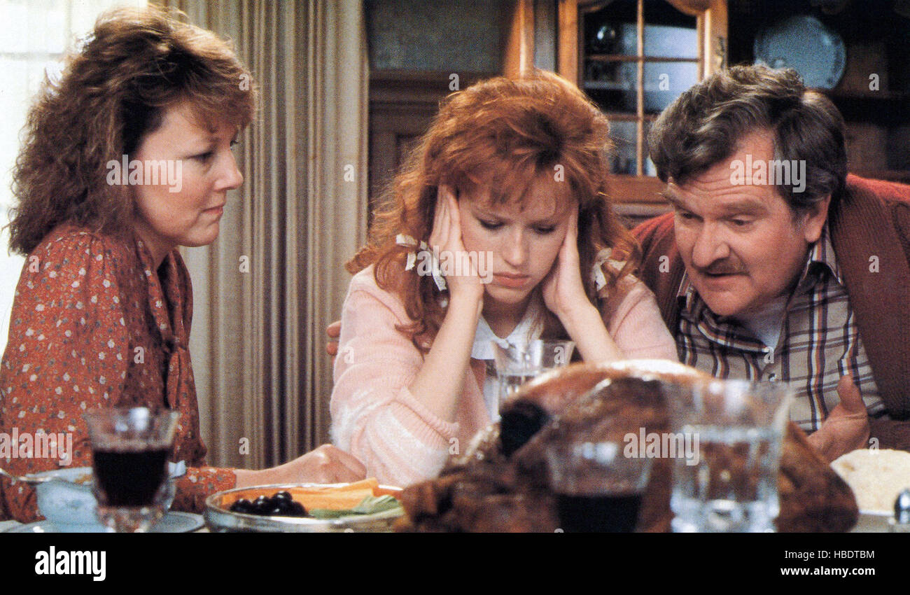 FOR KEEPS?, from left: Miriam Flynn, Molly Ringwald, Kenneth Mars, 1988 ...