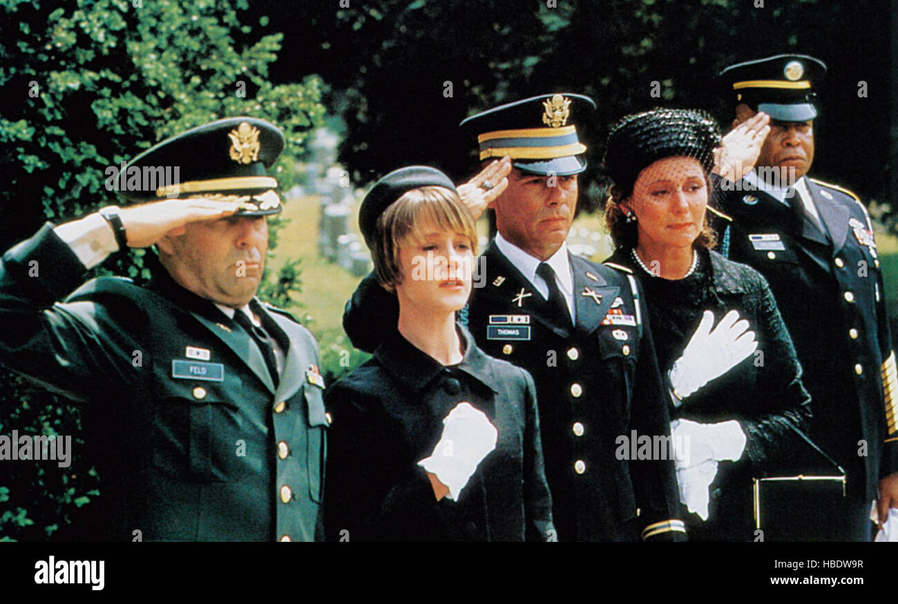 GARDENS OF STONE, from left: Peter Masterson, Mary Stuart Masterson ...