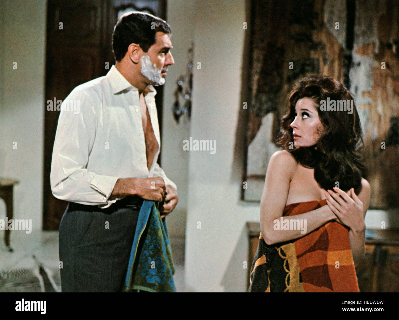 GUNN, from left: Craig Stevens, Sherry Jackson, 1967 Stock Photo - Alamy