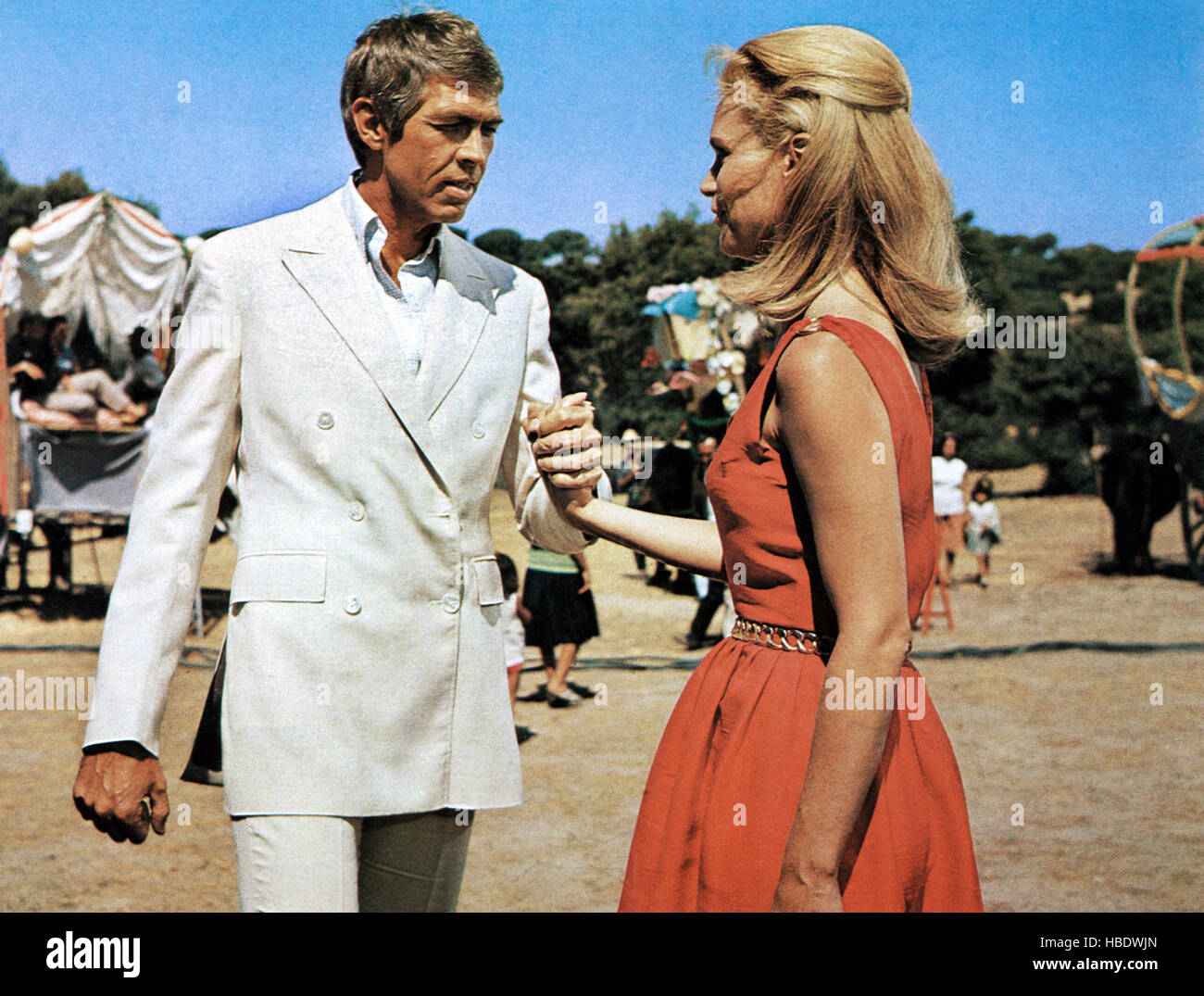 HARD CONTRACT, from left: James Coburn, Lee Remick, 1969. ©20th Century-Fox Film Corporation, TM ...