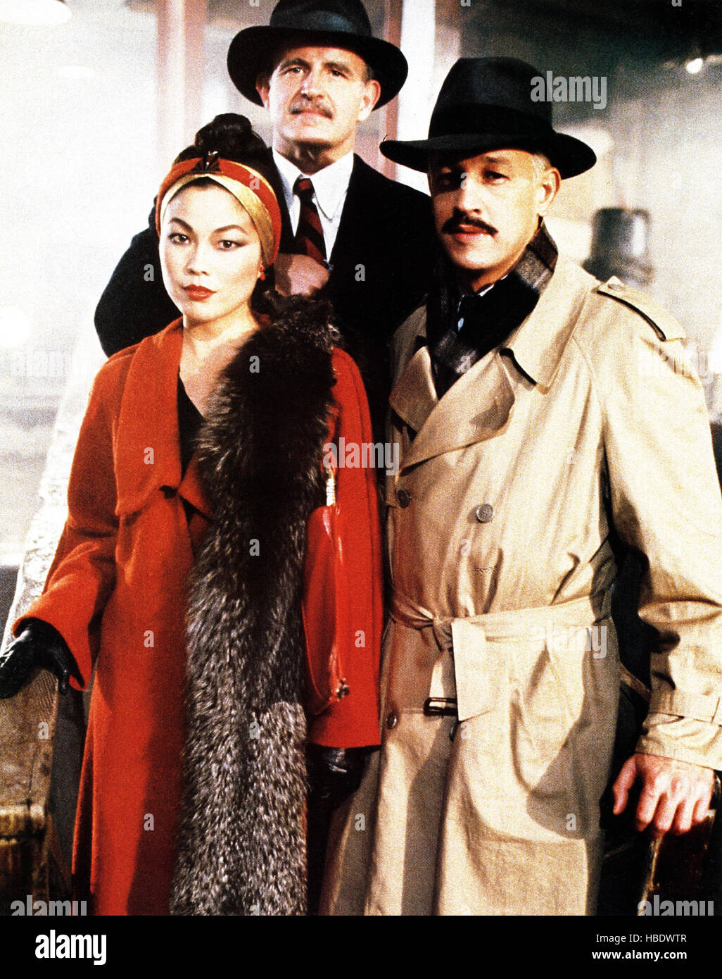 HAMMETT, from left: Lydia Lei, Peter Boyle, Frederic Forrest, 1982 ...