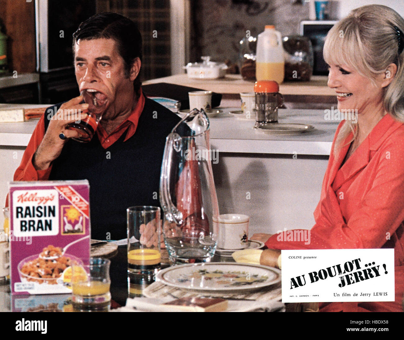 HARDLY WORKING, (aka AU BOULOT...JERRY!), from left: Jerry Lewis, Susan ...