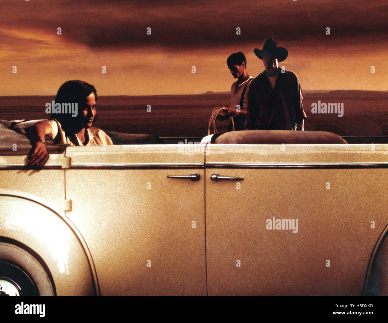 THE HI-LO COUNTRY, from left: Patricia Arquette, Billy Crudup, Woody ...