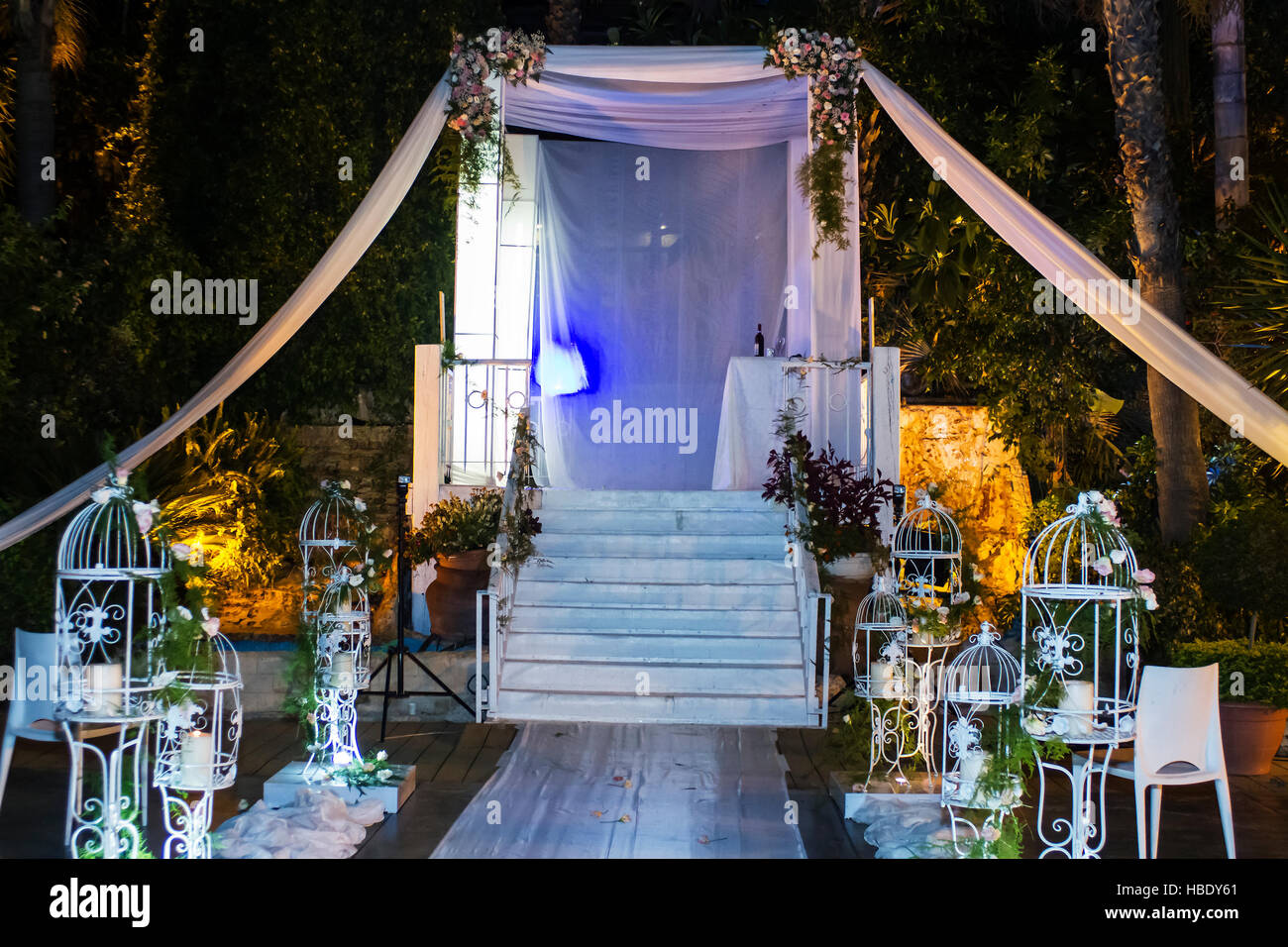 Jewish wedding chuppah canopy hi-res stock photography and images - Alamy