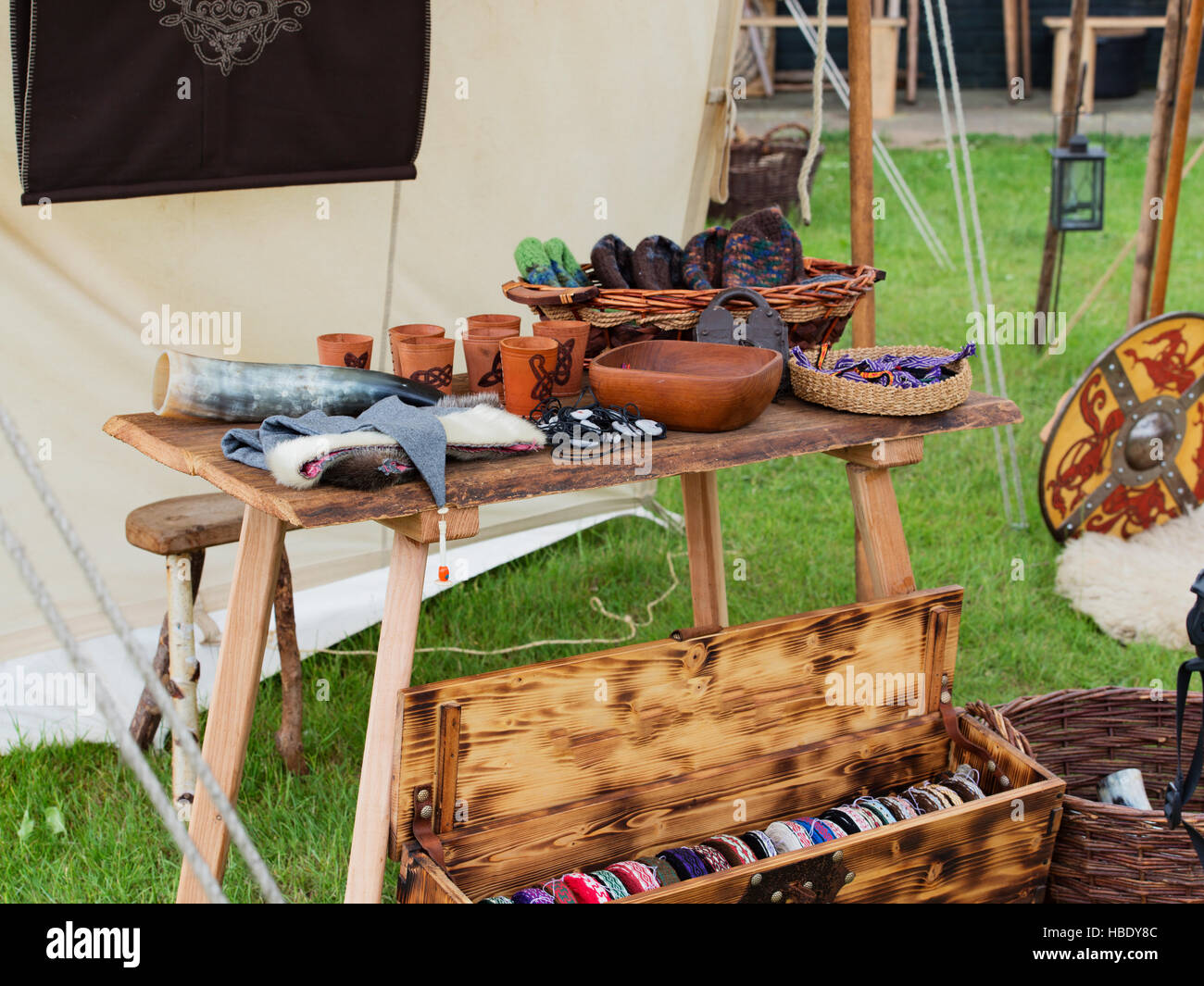 Objects of medieval chivalry Stock Photo - Alamy