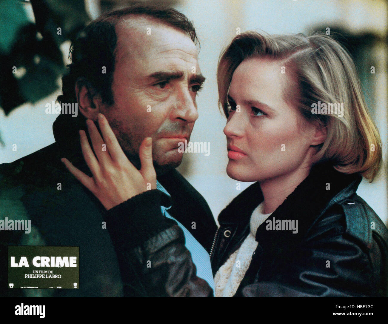 LA CRIME, (aka COVER UP), from left: Claude Brasseur, Gabrielle Lazure ...