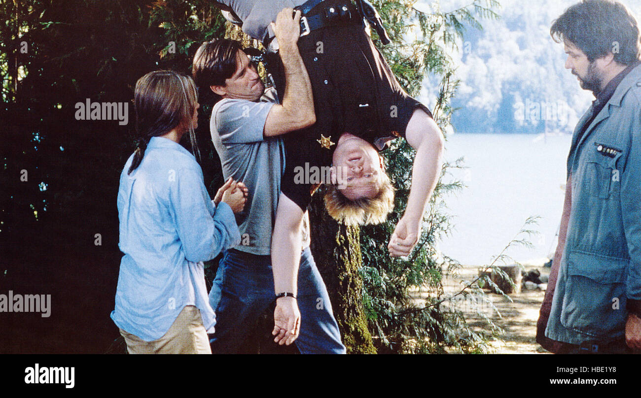LAKE PLACID, from left: Bridget Fonda, Bill Pullman, Brendan Gleeson ...
