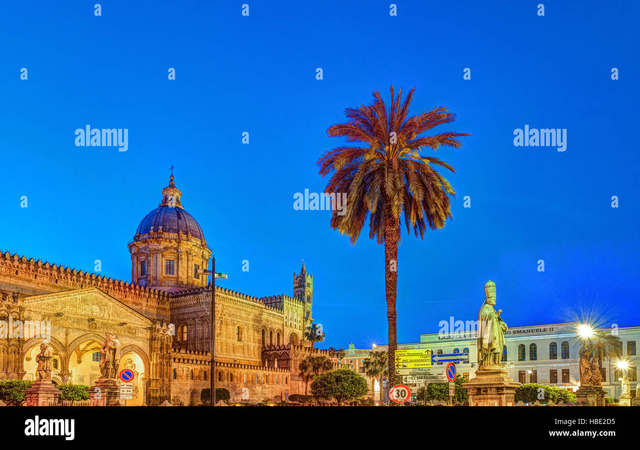 Cathedral of Palermo at night Stock Photo - Alamy