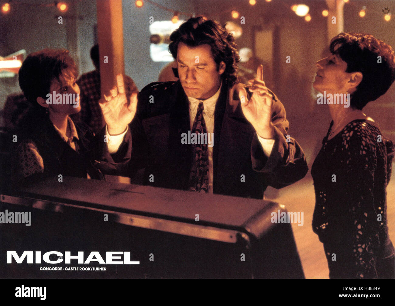 MICHAEL, John Travolta (center), 1996, © New Line/courtesy Everett ...