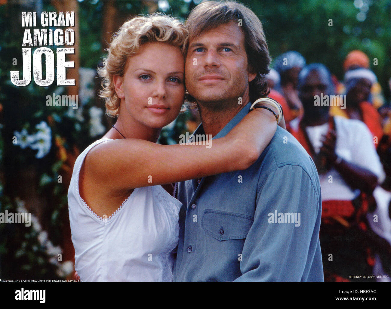 MIGHTY JOE YOUNG, (aka MI GRAN AMIGO JOE), from left: Charlize Theron ...