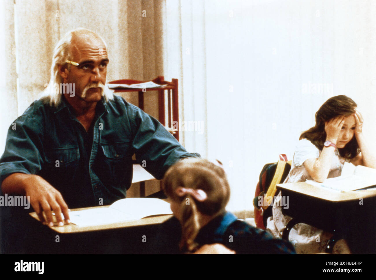 MR. NANNY, from left: Hulk Hogan, Madeline Zima, 1993, © New Line ...
