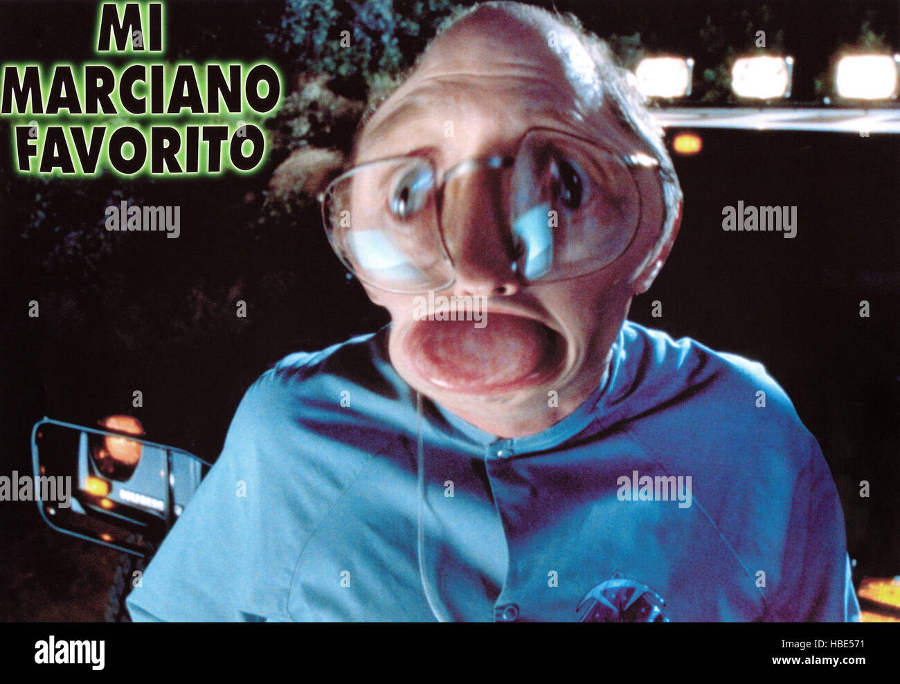 MY FAVORITE MARTIAN, (aka MI MARCIANO FAVORITO), Christopher Lloyd ...