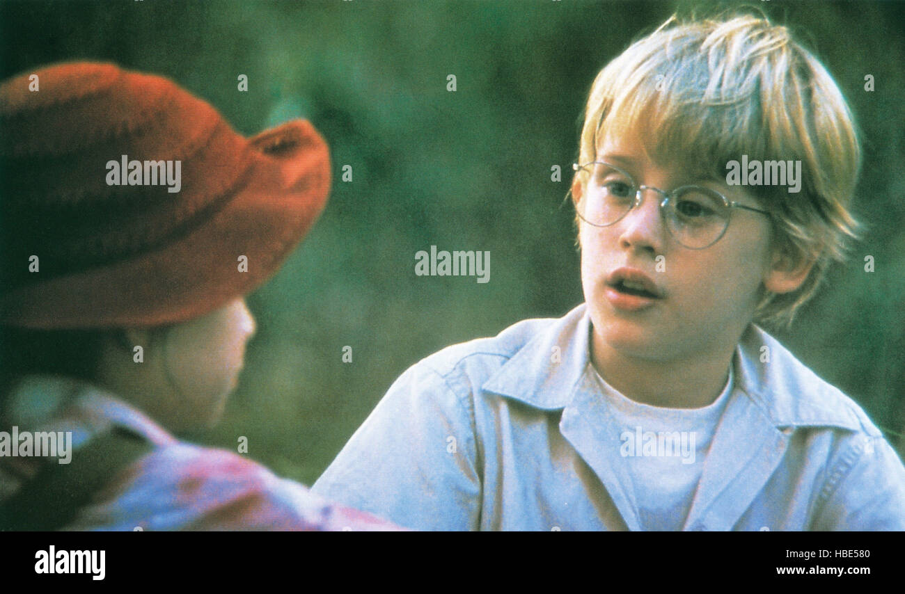 MY GIRL, from left: Anna Chlumsky, Macaulay Culkin, 1991, © Columbia ...