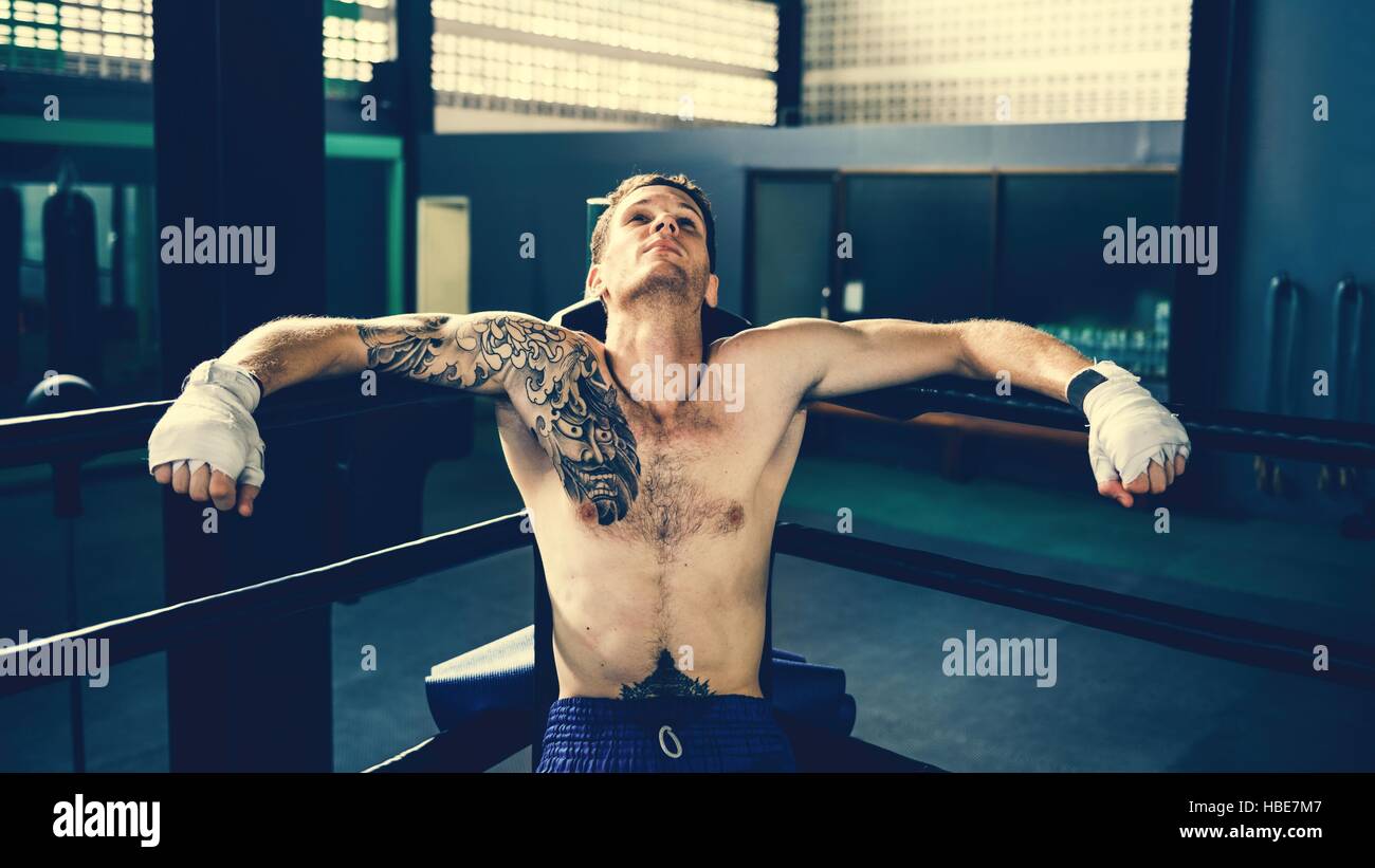 Boxer Rest Sitting Corner Rounds Break Concept Stock Photo - Alamy