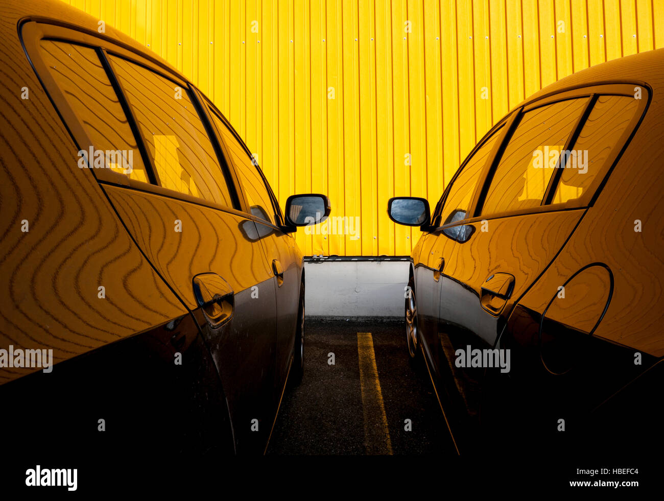 Shiny car hi-res stock photography and images - Alamy