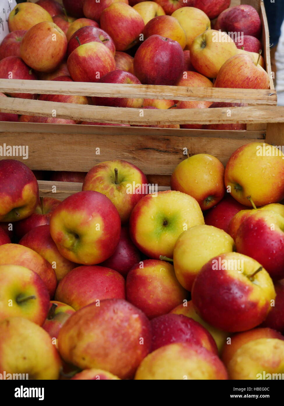 Apples red delicious hi-res stock photography and images - Alamy