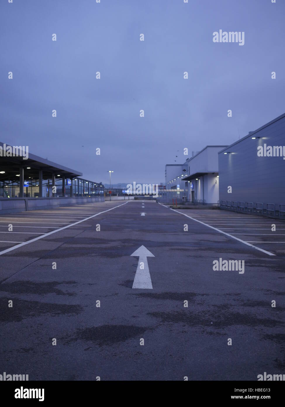 Car with road direction arrows hi-res stock photography and images - Alamy