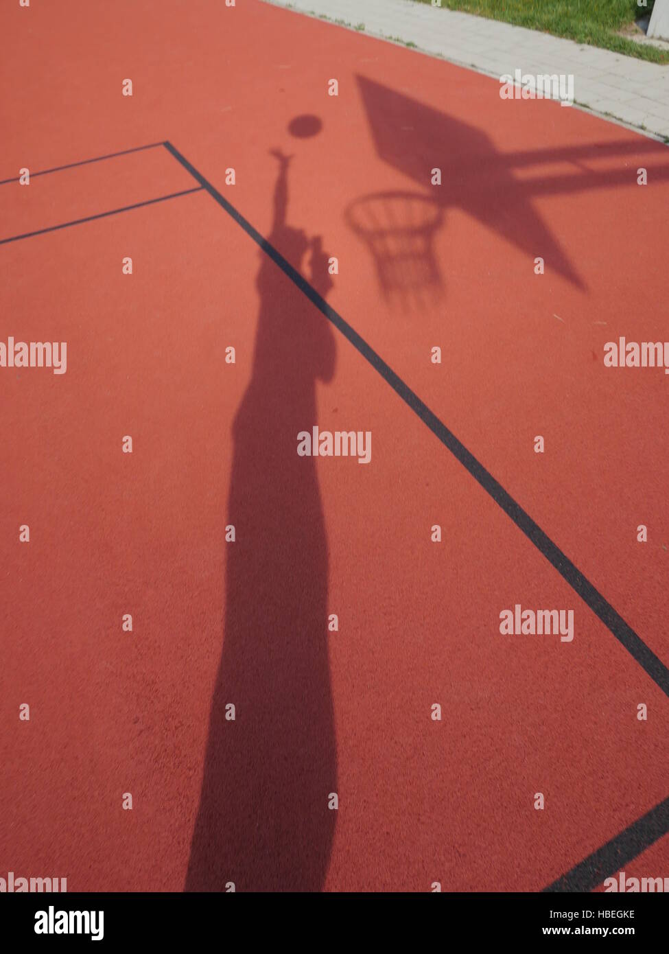 basketball player shadow Stock Photo - Alamy