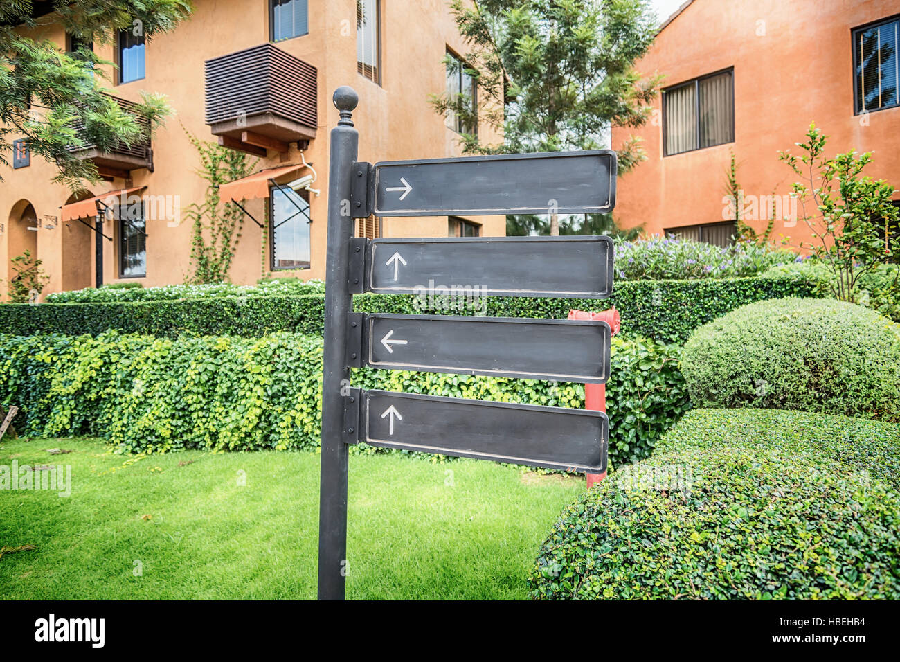 Arrow pole hi-res stock photography and images - Alamy