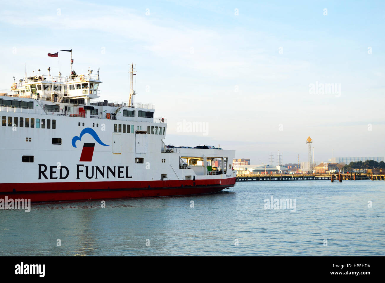 Red funnel ferry hi-res stock photography and images - Alamy