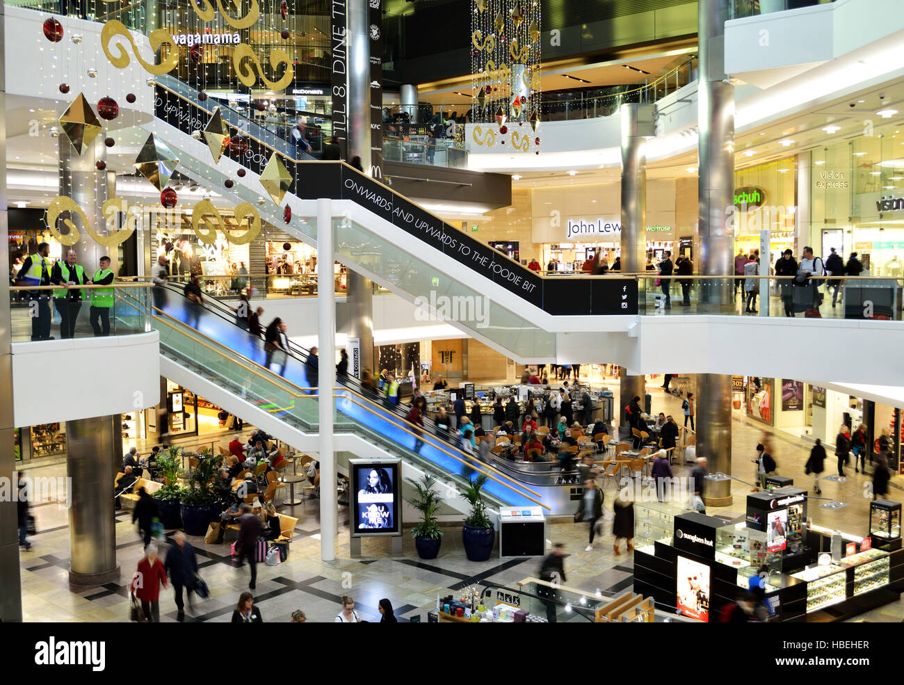 Shopping centre uk christmas interior hi-res stock photography and images - Alamy