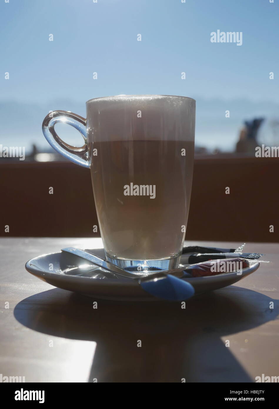 Cafe latte coffee glass hi-res stock photography and images - Alamy
