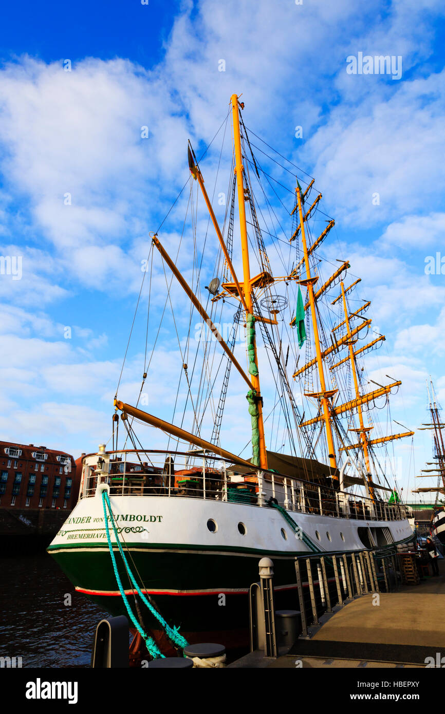 Alexander von humboldt ship hi-res stock photography and images - Alamy